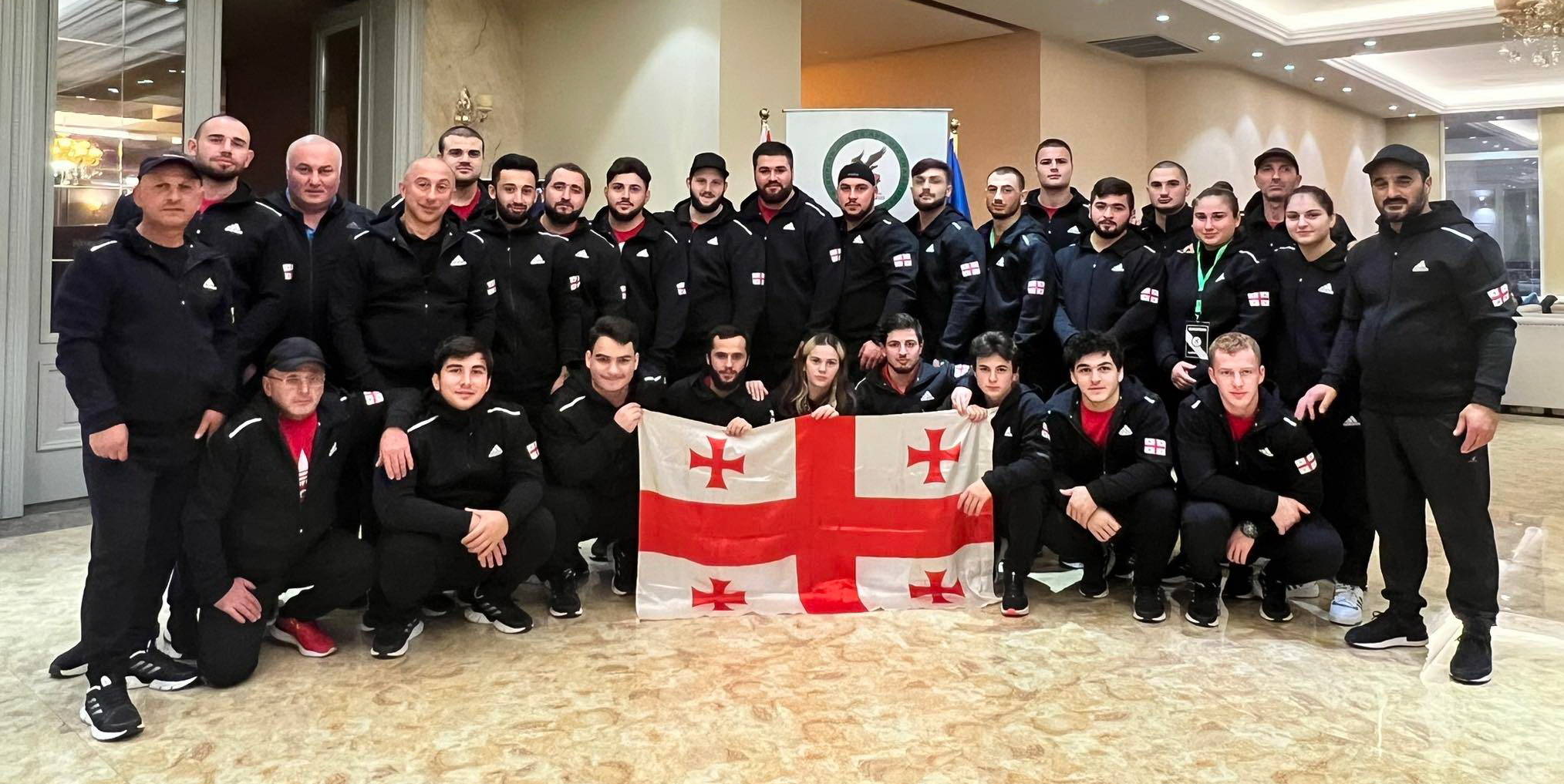[ძალოსნობა] 28 მედალი და მწვრთნელების ოქრო ვერცხლი Lelo Ge