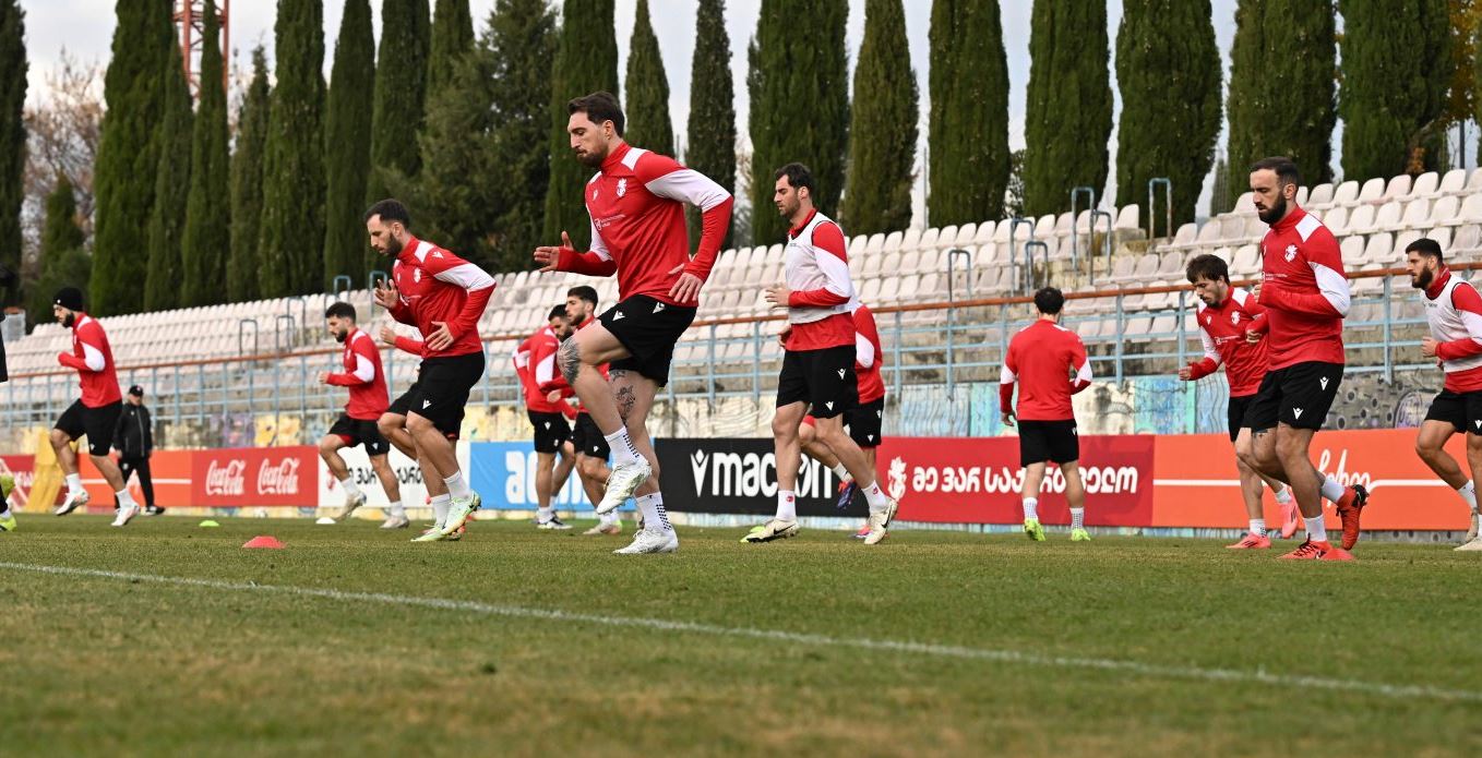 [VIDEO. ერთა ლიგა 2024/25. B1 ჯგუფი] საქართველოს ნაკრებმა სრული შემადგენლობით ივარჯიშა | Lelo.Ge
