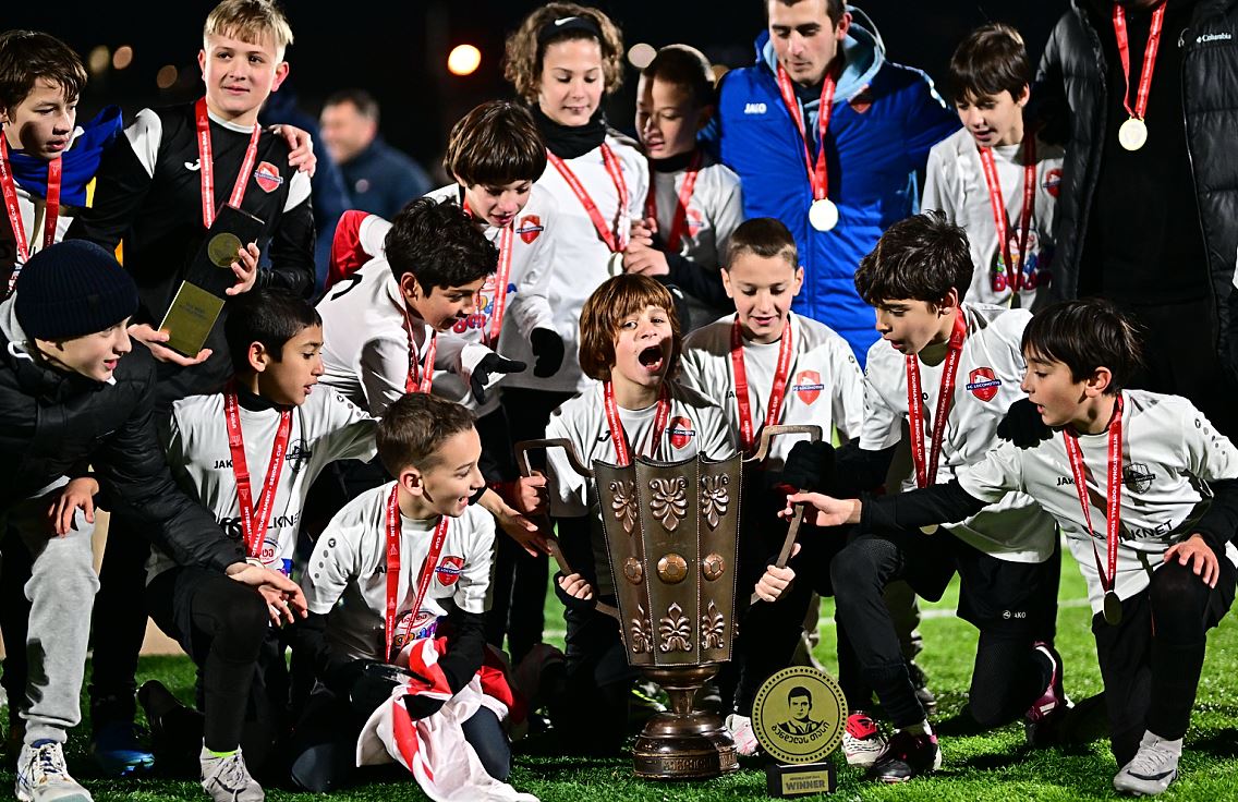 "ბენდელას თასი" თბილისის "ლოკომოტივმა" მოიგო! | Lelo.Ge