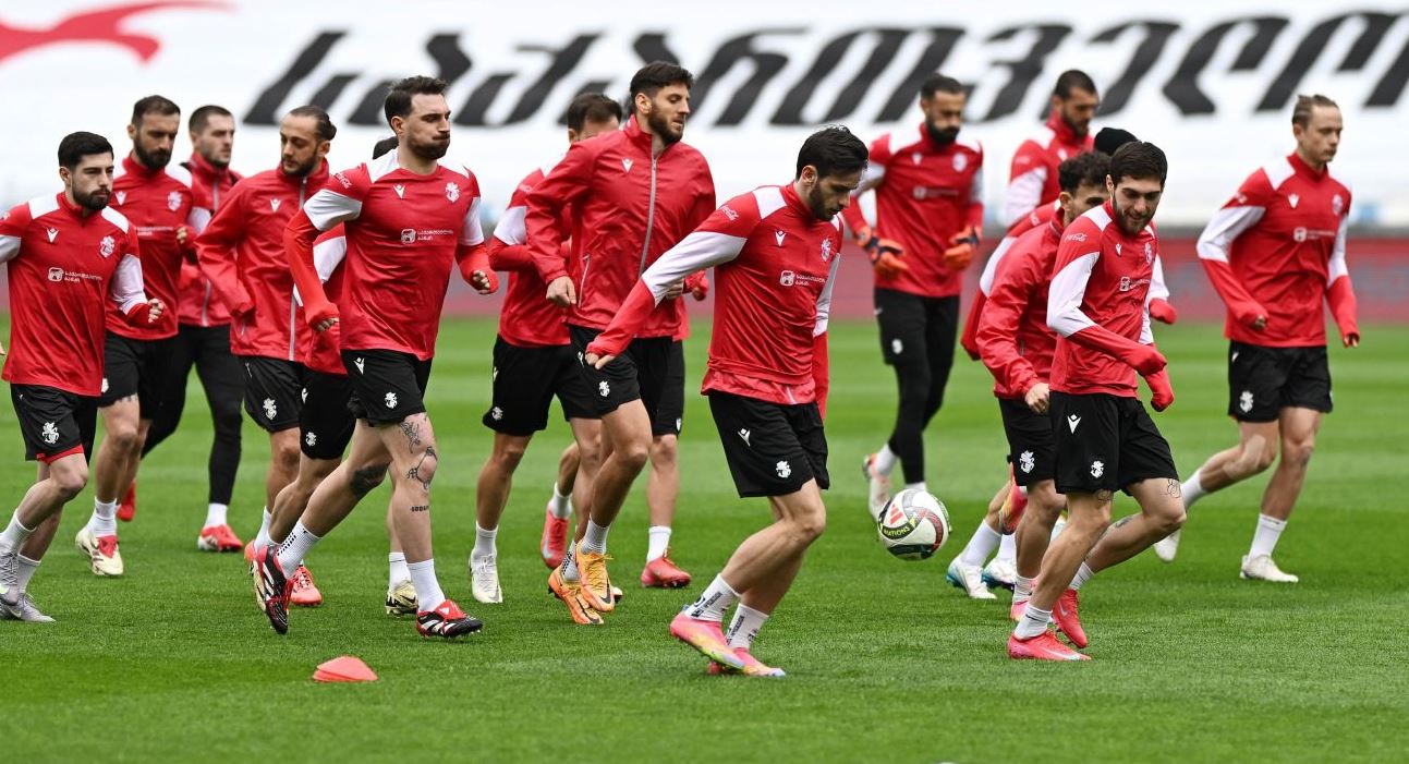 [მატჩის დღე. ერთა ლიგა 2024/25. პლეი-ოფი] მოვიგოთ იქ, სადაც ქართული ფეხბურთის მექაა! | Lelo.Ge