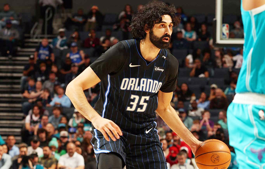 [ქართველები NBA-ში] სანდრო მამუკელაშვილის 11, გოგა ბითაძის 9... | Lelo.Ge