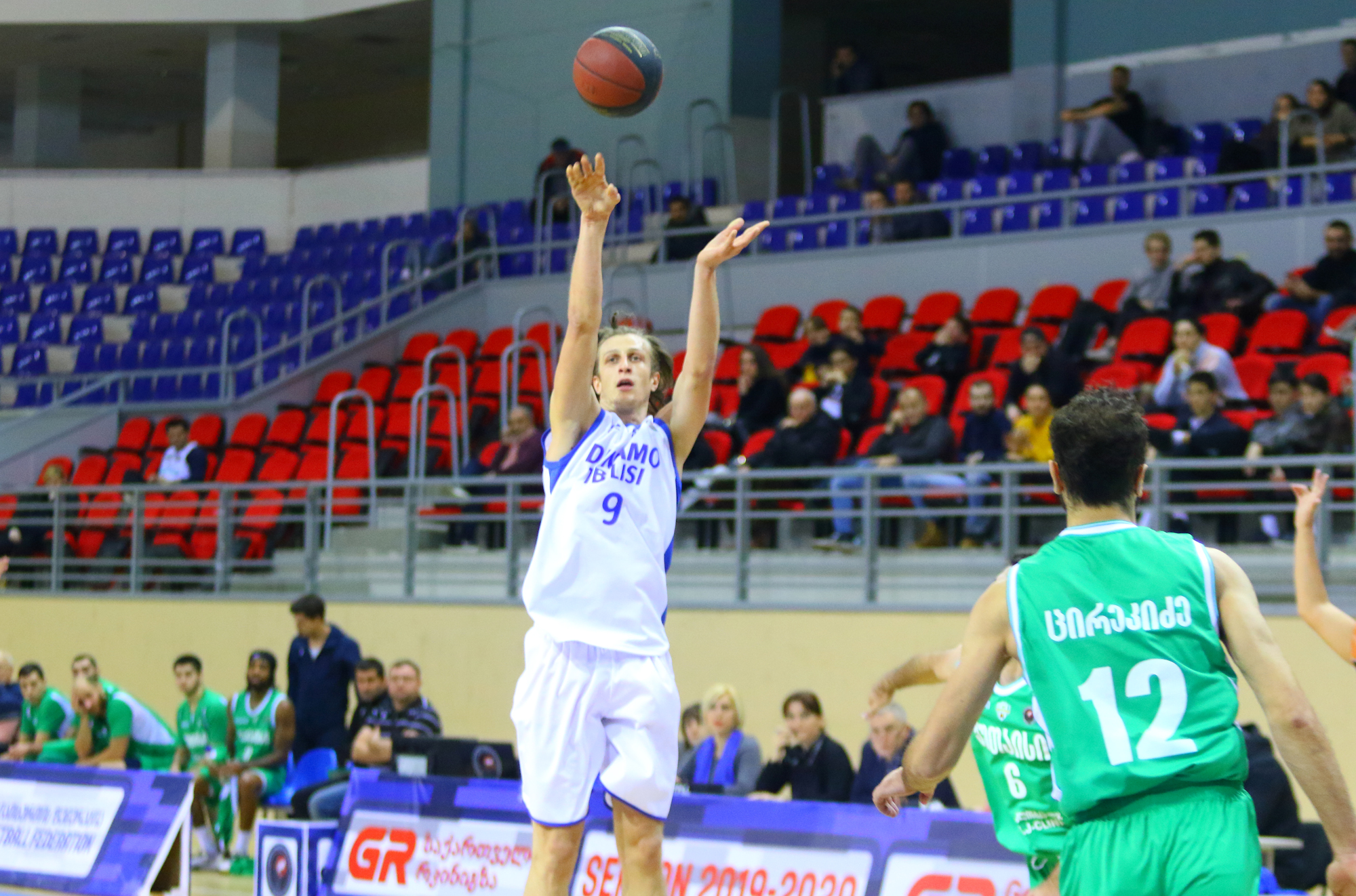 სუპერლიგა. დინამომ ქუთაისთან ბოლოწამს მინიმალურად მოიგო | Lelo.Ge